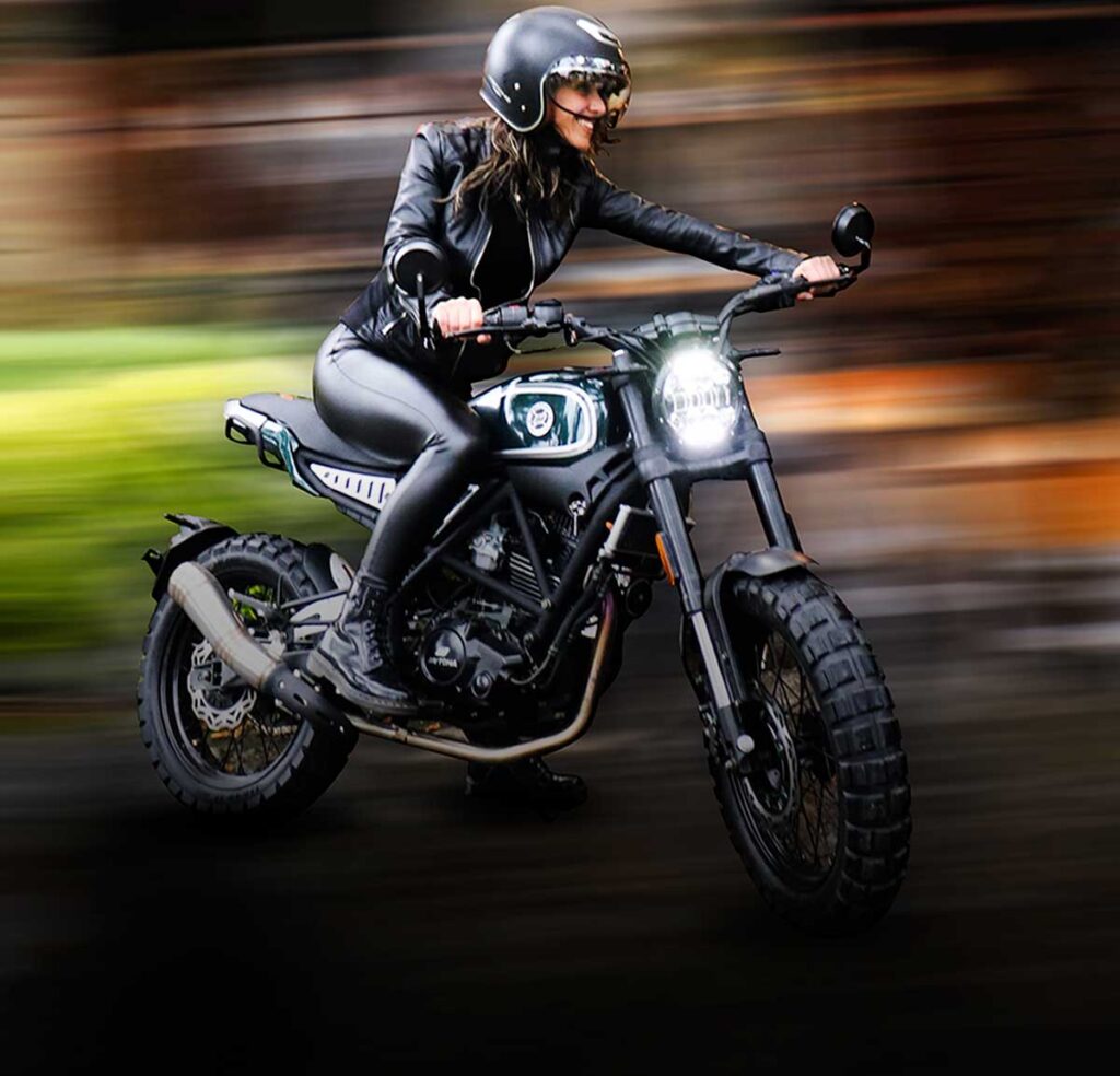 Scrambler Revolution 250 CC - Daytona